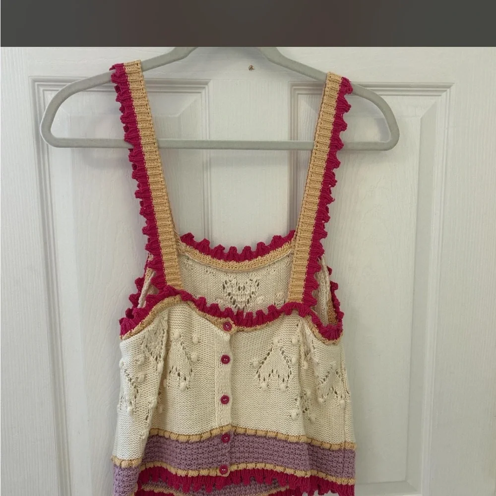 Zara | Tops | Zara Cream Knit Tank With Hot Pink Mustard Trim | Poshmark